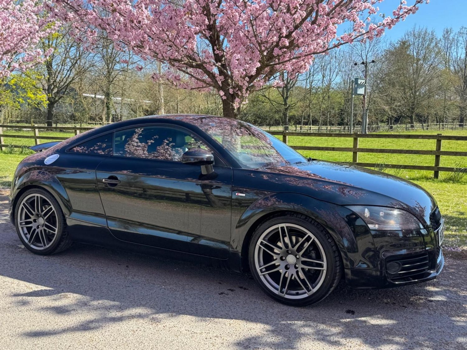 Used AUDI TT 2010 Black for sale - £6990 in Ongar, Essex | John Hammick ...